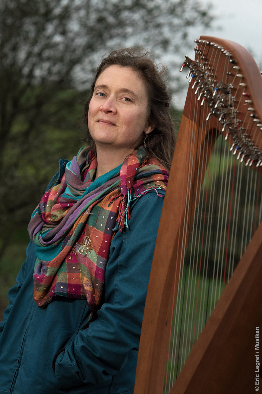 Hoëla Barbedette Solo | Hoëla Barbedette